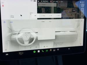 Grey Tesla Model 3 2021 in Parnu, with an engine capacity of 0.10 L and mileage of 88 thousand km for 26900 €, photo 19 on AUTOMOTO.COM.LV