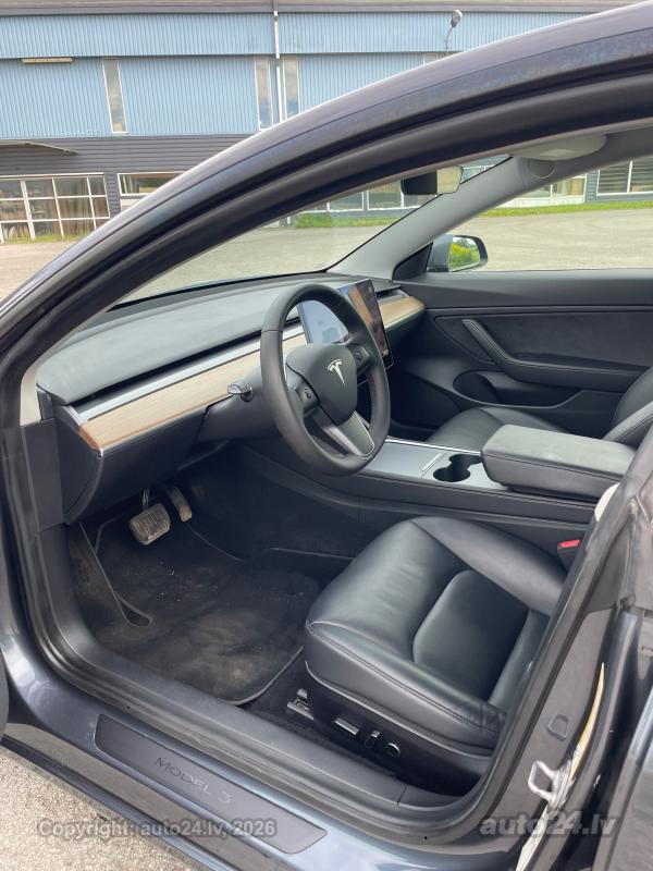 Pelēks Tesla Model 3 2021 Tallina, ar dzinēja tilpumu 0.00 L un nobraukumu 83 tūkst. km par 29500 €, foto 5 vietnē AUTOMOTO.COM.LV