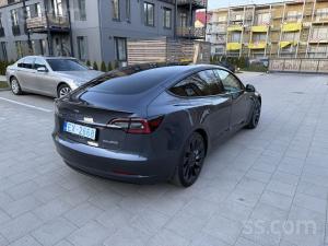 Pelēks Tesla Model 3 2021 Rīga, ar dzinēja tilpumu 0.00 L un nobraukumu 57 tūkst. km par 32000 €, foto 4 vietnē AUTOMOTO.COM.LV