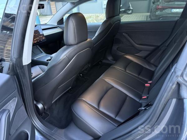 Pelēks Tesla Model 3 2021 Rīga, ar dzinēja tilpumu 0.00 L un nobraukumu 57 tūkst. km par 32000 €, foto 5 vietnē AUTOMOTO.COM.LV
