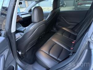 Pelēks Tesla Model 3 2021 Rīga, ar dzinēja tilpumu 0.00 L un nobraukumu 57 tūkst. km par 32000 €, foto 6 vietnē AUTOMOTO.COM.LV