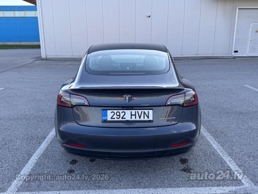 Pelēks Tesla Model 3 2021 Tallina, ar dzinēja tilpumu 0.00 L un nobraukumu 169 tūkst. km par 23900 €, foto 7 vietnē AUTOMOTO.COM.LV