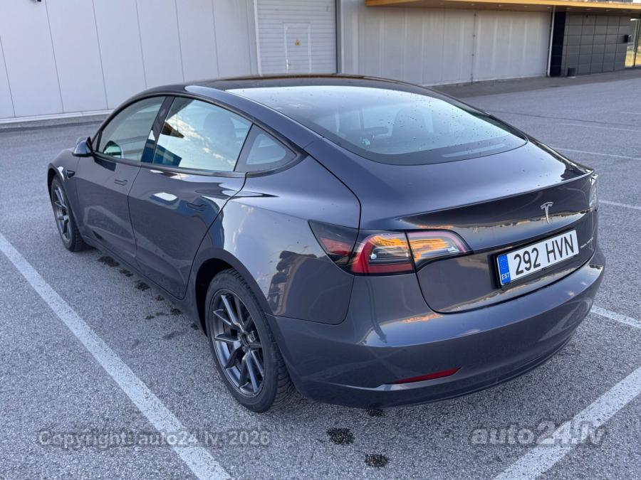 Pelēks Tesla Model 3 2021 Tallina, ar dzinēja tilpumu 0.00 L un nobraukumu 169 tūkst. km par 23900 €, foto 8 vietnē AUTOMOTO.COM.LV