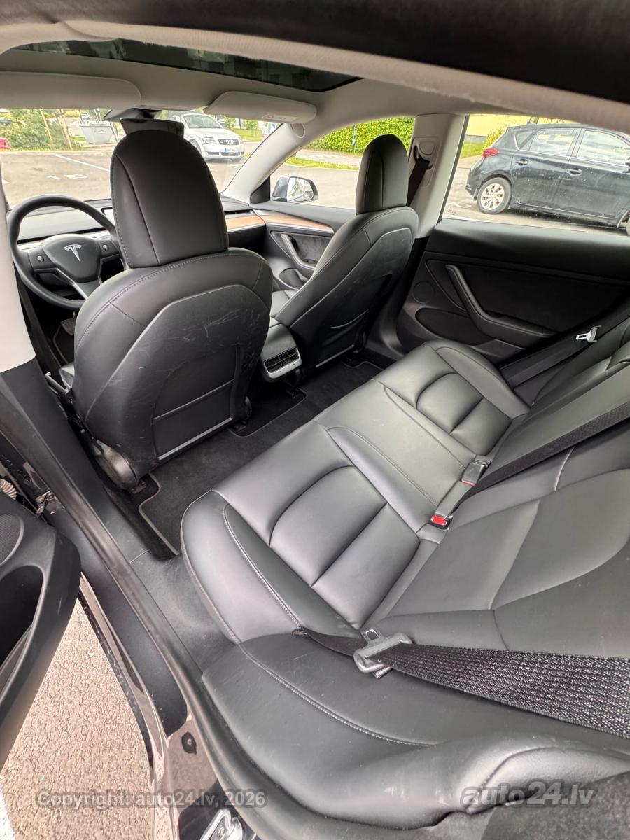 Pelēks Tesla Model 3 2021 Tallina, ar dzinēja tilpumu 0.00 L un nobraukumu 169 tūkst. km par 23900 €, foto 13 vietnē AUTOMOTO.COM.LV
