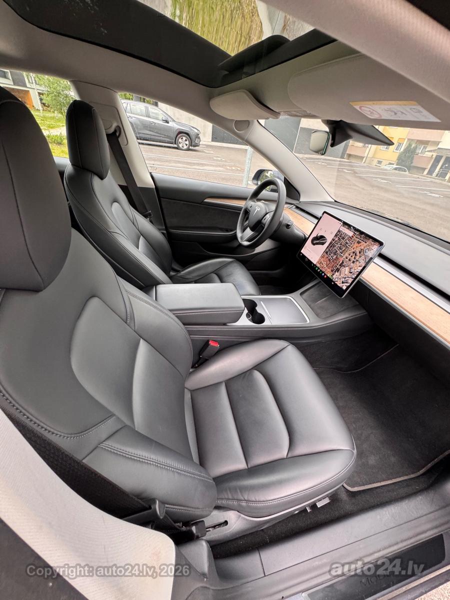 Pelēks Tesla Model 3 2021 Tallina, ar dzinēja tilpumu 0.00 L un nobraukumu 169 tūkst. km par 23900 €, foto 16 vietnē AUTOMOTO.COM.LV