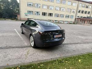 Серый Тесла Модель 3 2021 в Алитус, объемом двигателя 0.00 л и пробегом 74 тыс. км за 27900 €, фото 11 на AUTOMOTO.COM.LV