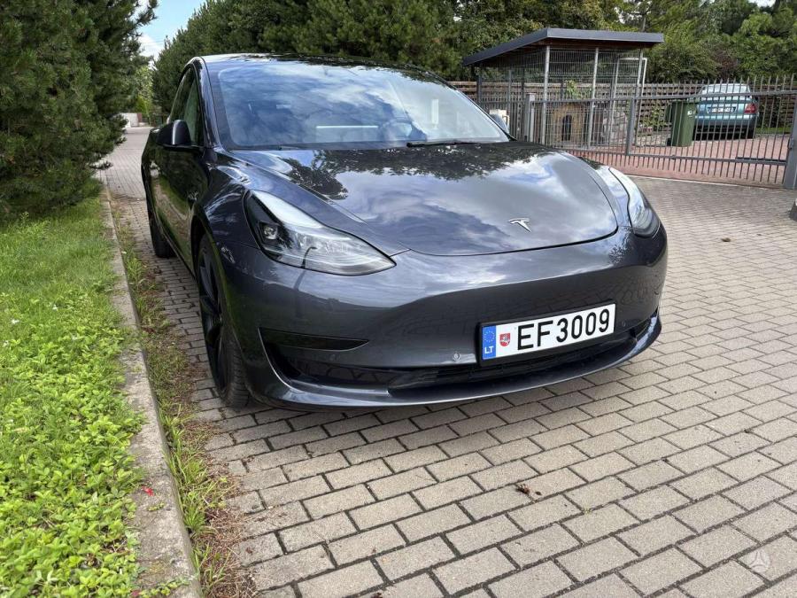 Pelēks Tesla Model 3 2021 Kauņa, ar dzinēja tilpumu 0.00 L un nobraukumu 154 tūkst. km par 16850 €, foto 5 vietnē AUTOMOTO.COM.LV