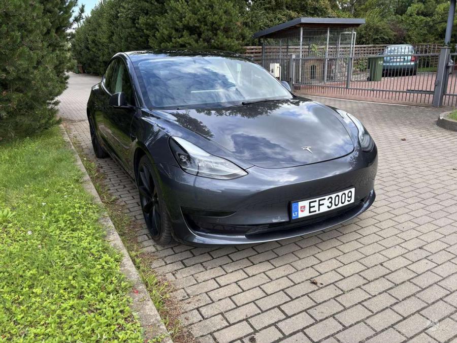 Pelēks Tesla Model 3 2021 Kauņa, ar dzinēja tilpumu 0.00 L un nobraukumu 154 tūkst. km par 16850 €, foto 8 vietnē AUTOMOTO.COM.LV