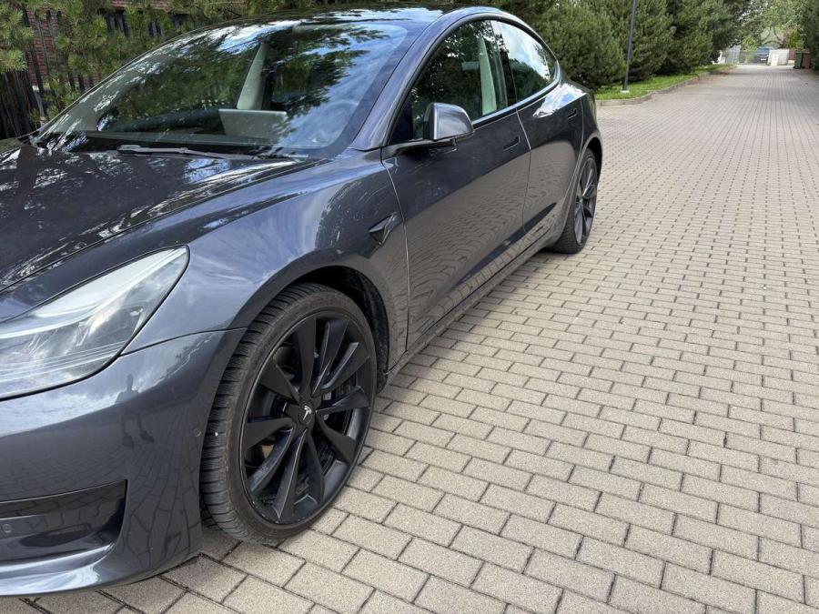 Pelēks Tesla Model 3 2021 Kauņa, ar dzinēja tilpumu 0.00 L un nobraukumu 154 tūkst. km par 16850 €, foto 9 vietnē AUTOMOTO.COM.LV