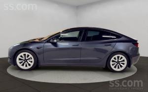 Pelēks Tesla Model 3 2021 Rīga, ar dzinēja tilpumu 0.00 L un nobraukumu 114 tūkst. km par 20777 €, foto 3 vietnē AUTOMOTO.COM.LV
