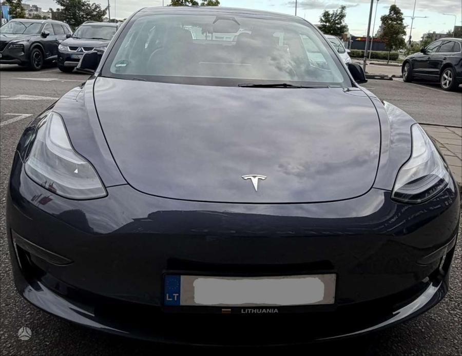Pelēks Tesla Model 3 2021 Viļņa, ar dzinēja tilpumu 0.00 L un nobraukumu 67 tūkst. km par 26990 €, foto 13 vietnē AUTOMOTO.COM.LV