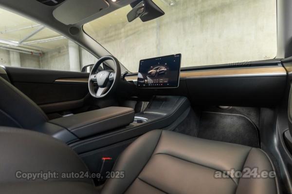 Pelēks Tesla Model 3 2022 Tallina, ar dzinēja tilpumu 0.00 L un nobraukumu 25 tūkst. km par 35950 €, foto 11 vietnē AUTOMOTO.COM.LV