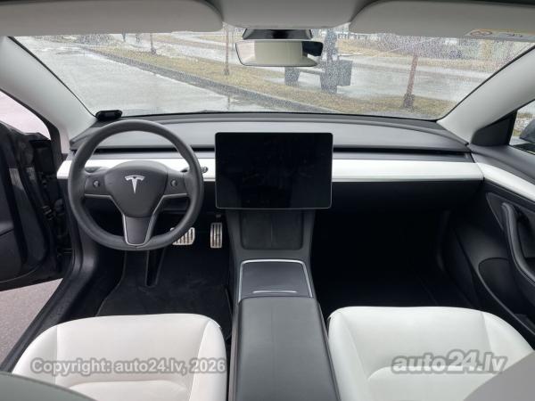 Pelēks Tesla Model 3 2022 Tallina, ar dzinēja tilpumu 0.00 L un nobraukumu 120 tūkst. km par 26900 €, foto 6 vietnē AUTOMOTO.COM.LV