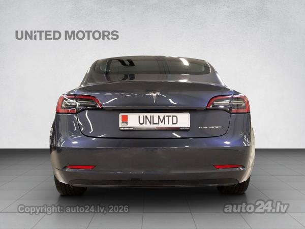 Pelēks Tesla Model 3 2022 Tallina, ar dzinēja tilpumu 0.00 L un nobraukumu 58 tūkst. km par 30990 €, foto 10 vietnē AUTOMOTO.COM.LV