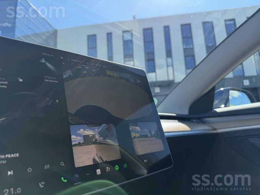Grey Tesla Model 3 2022 in Riga, with an engine capacity of 0.00 L and mileage of 50 thousand km for 34900 €, photo 18 on AUTOMOTO.COM.LV
