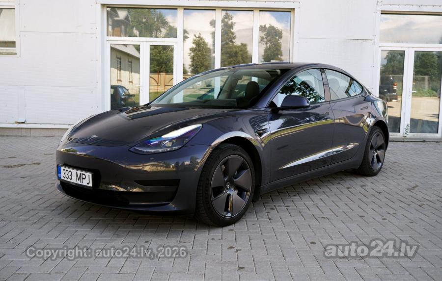 Grey Tesla Model 3 2022 in Tartu, with an engine capacity of 0.00 L and mileage of 76 thousand km for 26990 €, photo 1 on AUTOMOTO.COM.LV