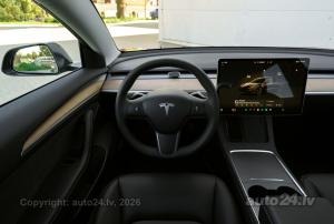 Grey Tesla Model 3 2022 in Tartu, with an engine capacity of 0.00 L and mileage of 76 thousand km for 26990 €, photo 9 on AUTOMOTO.COM.LV