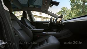 Grey Tesla Model 3 2022 in Tartu, with an engine capacity of 0.00 L and mileage of 76 thousand km for 26990 €, photo 15 on AUTOMOTO.COM.LV