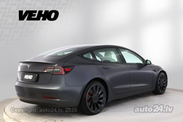 Grey Tesla Model 3 2022 in Tallinn, with an engine capacity of 0.00 L and mileage of 30 thousand km for 34900 €, photo 2 on AUTOMOTO.COM.LV