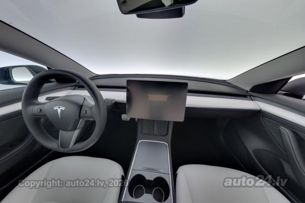 Grey Tesla Model 3 2022 in Tallinn, with an engine capacity of 0.00 L and mileage of 30 thousand km for 34900 €, photo 9 on AUTOMOTO.COM.LV