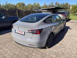 Pelēks Tesla Model 3 2023 Viļņa, ar dzinēja tilpumu 0.00 L un nobraukumu 23 tūkst. km par 28000 €, foto 6 vietnē AUTOMOTO.COM.LV