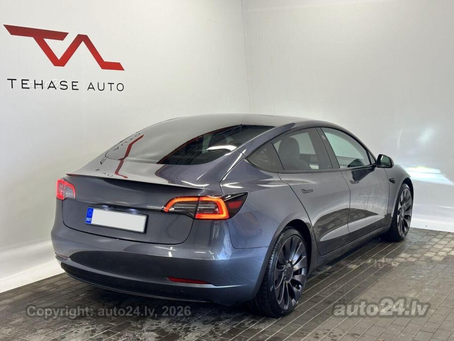 Pelēks Tesla Model 3 2023 Tartu, ar dzinēja tilpumu 0.00 L un nobraukumu 47 tūkst. km par 39000 €, foto 2 vietnē AUTOMOTO.COM.LV