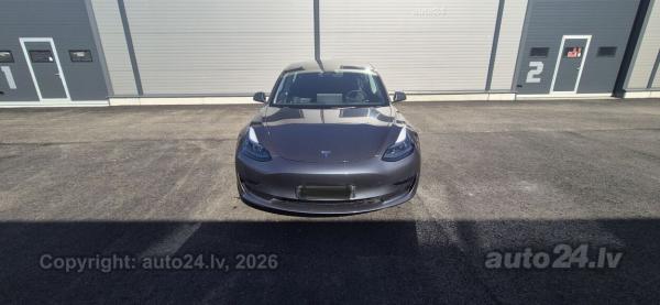 Grey Tesla Model 3 2023 in Parnu, with an engine capacity of 0.00 L and mileage of 63 thousand km for 31990 €, photo 5 on AUTOMOTO.COM.LV