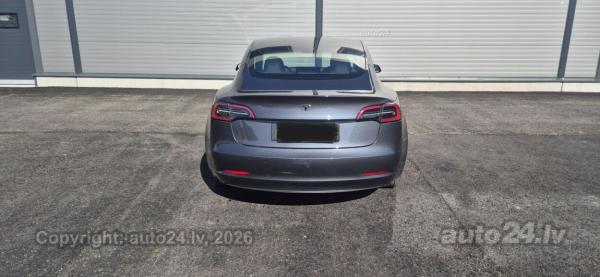 Grey Tesla Model 3 2023 in Parnu, with an engine capacity of 0.00 L and mileage of 63 thousand km for 31990 €, photo 6 on AUTOMOTO.COM.LV