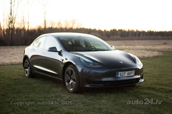 Pelēks Tesla Model 3 2023 Pērnava, ar dzinēja tilpumu 0.00 L un nobraukumu 50 tūkst. km par 28990 €, foto 4 vietnē AUTOMOTO.COM.LV