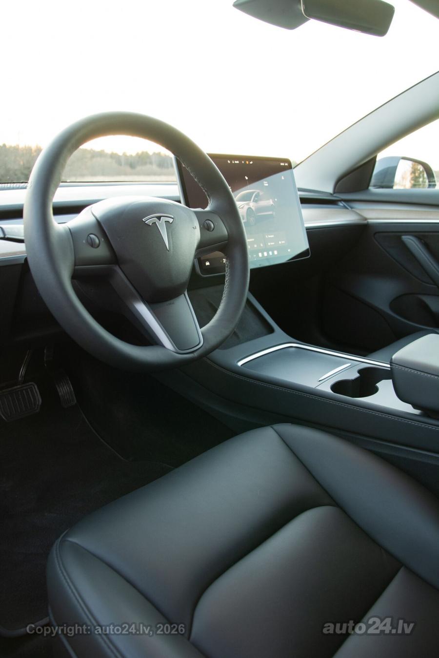 Pelēks Tesla Model 3 2023 Pērnava, ar dzinēja tilpumu 0.00 L un nobraukumu 50 tūkst. km par 28990 €, foto 13 vietnē AUTOMOTO.COM.LV