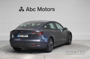 Grey Tesla Model 3 2023 in Tallinn, with an engine capacity of 0.00 L and mileage of 53 thousand km for 33490 €, photo 5 on AUTOMOTO.COM.LV
