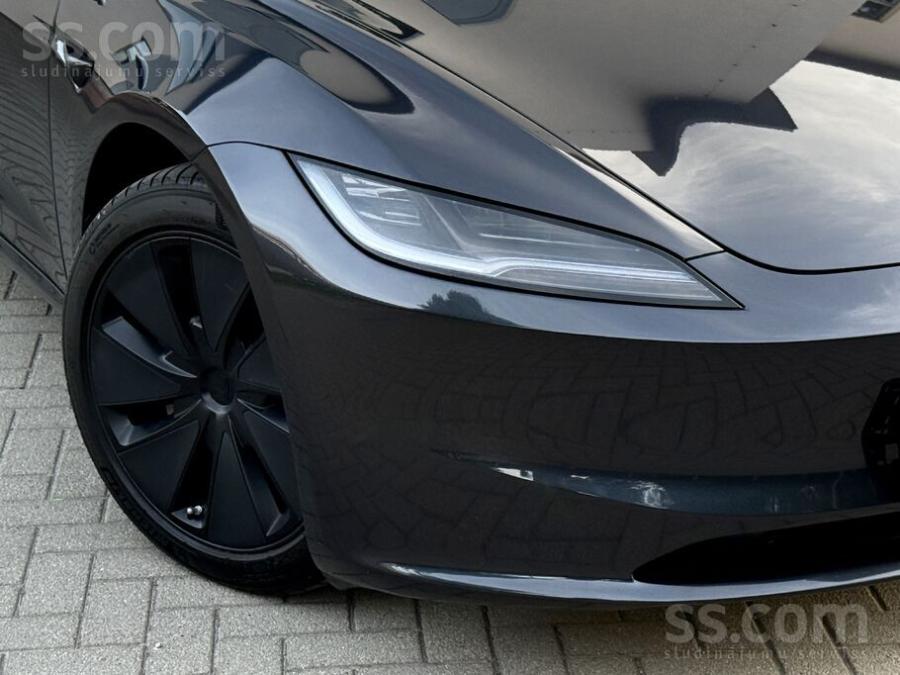 Pelēks Tesla Model 3 2023 Jelgava, ar dzinēja tilpumu 0.00 L un nobraukumu 43 tūkst. km par 38500 €, foto 4 vietnē AUTOMOTO.COM.LV