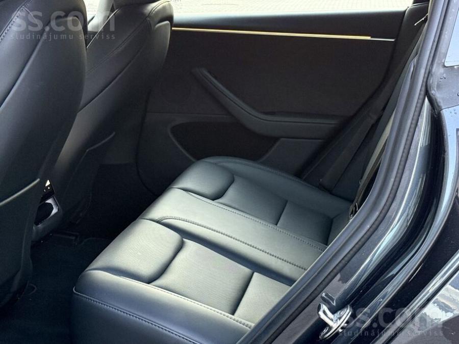 Pelēks Tesla Model 3 2023 Jelgava, ar dzinēja tilpumu 0.00 L un nobraukumu 43 tūkst. km par 38500 €, foto 22 vietnē AUTOMOTO.COM.LV