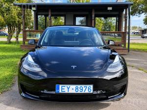 Grey Tesla Model 3 2023 in Riga, with an engine capacity of 0.00 L and mileage of 73 thousand km for 27600 €, photo 4 on AUTOMOTO.COM.LV