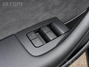 Grey Tesla Model 3 2023 in Riga, with an engine capacity of 0.00 L and mileage of 73 thousand km for 27600 €, photo 15 on AUTOMOTO.COM.LV