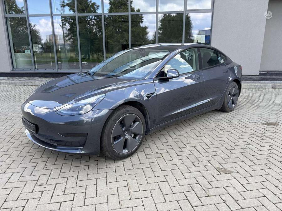 Pelēks Tesla Model 3 2023 Kauņa, ar dzinēja tilpumu 0.00 L un nobraukumu 20 tūkst. km par 22300 €, foto 6 vietnē AUTOMOTO.COM.LV