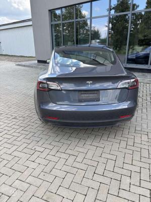 Pelēks Tesla Model 3 2023 Kauņa, ar dzinēja tilpumu 0.00 L un nobraukumu 20 tūkst. km par 22300 €, foto 8 vietnē AUTOMOTO.COM.LV