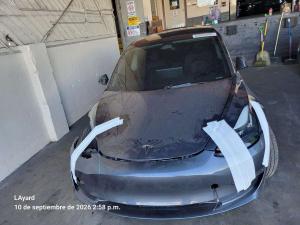 Pelēks Tesla Model 3 2023 Klaipėda, ar dzinēja tilpumu 0.00 L un nobraukumu 48 tūkst. km par 10800 €, foto 3 vietnē AUTOMOTO.COM.LV