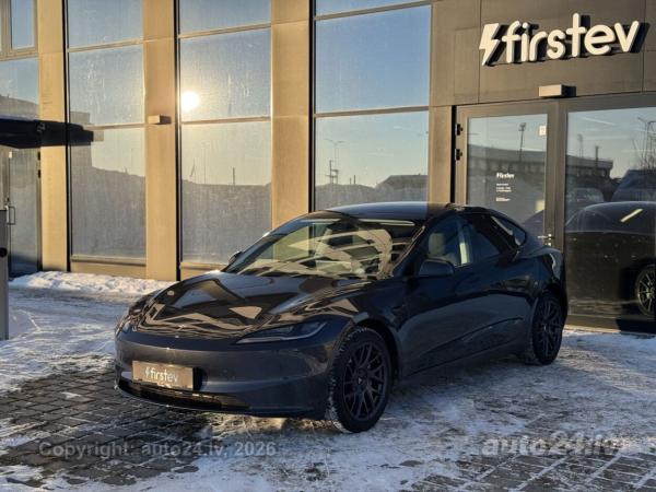 Grey Tesla Model 3 2024 in Tallinn, with an engine capacity of 0.00 L and mileage of 34 thousand km for 35990 €, photo 2 on AUTOMOTO.COM.LV