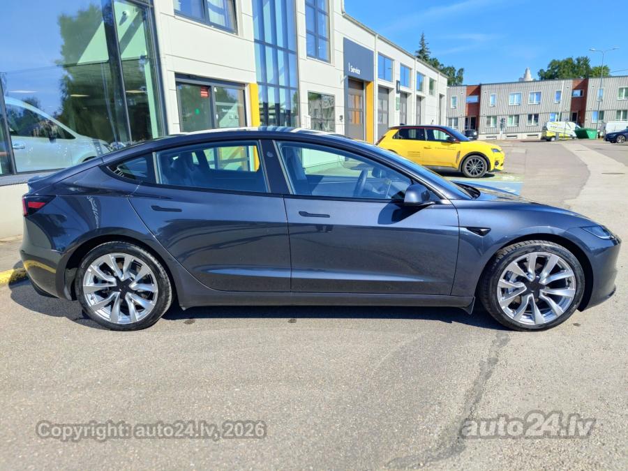 Pelēks Tesla Model 3 2024 Tartu, ar dzinēja tilpumu 0.00 L un nobraukumu 42 tūkst. km par 44900 €, foto 5 vietnē AUTOMOTO.COM.LV