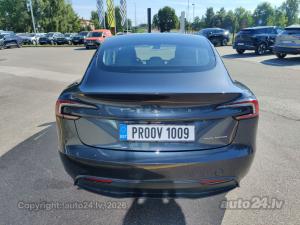 Pelēks Tesla Model 3 2024 Tartu, ar dzinēja tilpumu 0.00 L un nobraukumu 42 tūkst. km par 44900 €, foto 7 vietnē AUTOMOTO.COM.LV