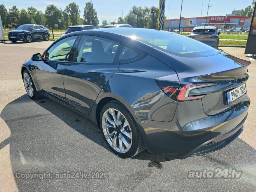 Pelēks Tesla Model 3 2024 Tartu, ar dzinēja tilpumu 0.00 L un nobraukumu 42 tūkst. km par 44900 €, foto 8 vietnē AUTOMOTO.COM.LV