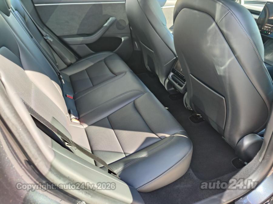 Pelēks Tesla Model 3 2024 Tartu, ar dzinēja tilpumu 0.00 L un nobraukumu 42 tūkst. km par 44900 €, foto 14 vietnē AUTOMOTO.COM.LV