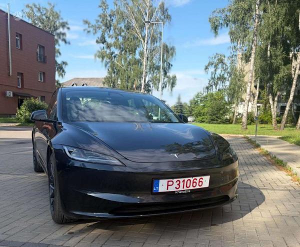 Pelēks Tesla Model 3 2024 Kauņa, ar dzinēja tilpumu 0.00 L un nobraukumu 11 tūkst. km par 29990 €, foto 3 vietnē AUTOMOTO.COM.LV