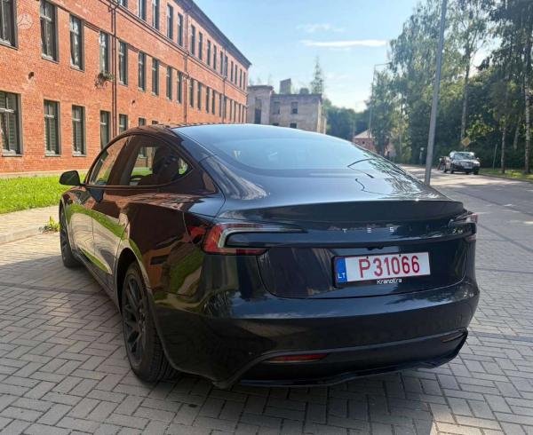 Pelēks Tesla Model 3 2024 Kauņa, ar dzinēja tilpumu 0.00 L un nobraukumu 11 tūkst. km par 29990 €, foto 6 vietnē AUTOMOTO.COM.LV