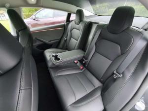 Grey Tesla Model 3 2024 in Kaunas, with an engine capacity of 0.00 L and mileage of 11 thousand km for 29990 €, photo 12 on AUTOMOTO.COM.LV