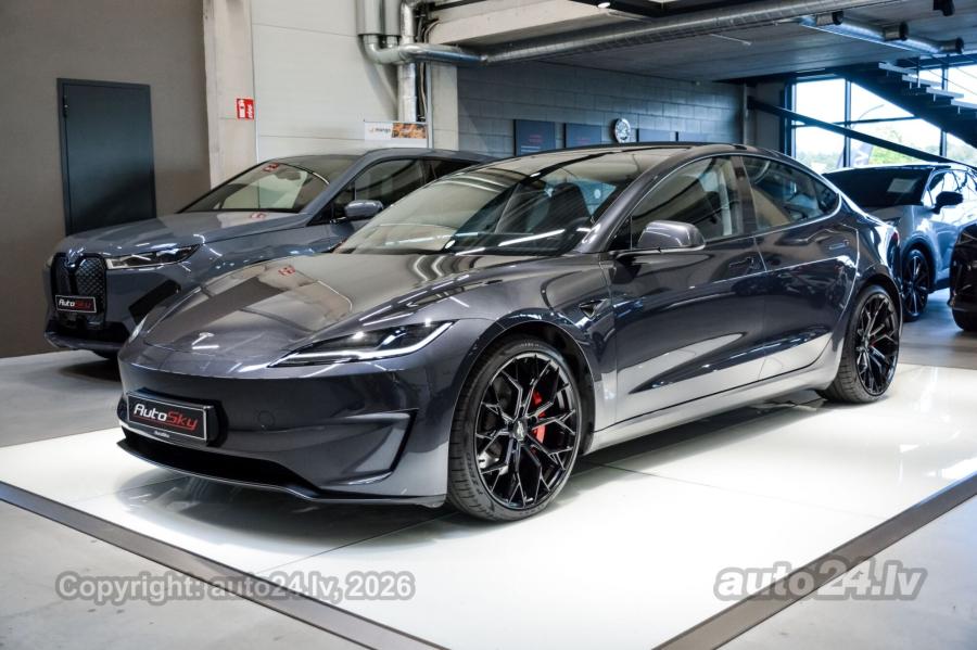 Grey Tesla Model 3 2024 in Tallinn, with an engine capacity of 0.00 L and mileage of 29 thousand km for 54000 €, photo 3 on AUTOMOTO.COM.LV