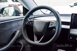 Grey Tesla Model 3 2024 in Tallinn, with an engine capacity of 0.00 L and mileage of 29 thousand km for 54000 €, photo 9 on AUTOMOTO.COM.LV