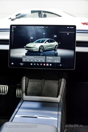 Grey Tesla Model 3 2024 in Tallinn, with an engine capacity of 0.00 L and mileage of 29 thousand km for 54000 €, photo 10 on AUTOMOTO.COM.LV