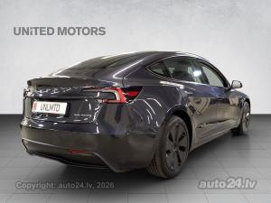 Pelēks Tesla Model 3 2025 Tallina, ar dzinēja tilpumu 0.00 L un nobraukumu 37 tūkst. km par 45990 €, foto 3 vietnē AUTOMOTO.COM.LV